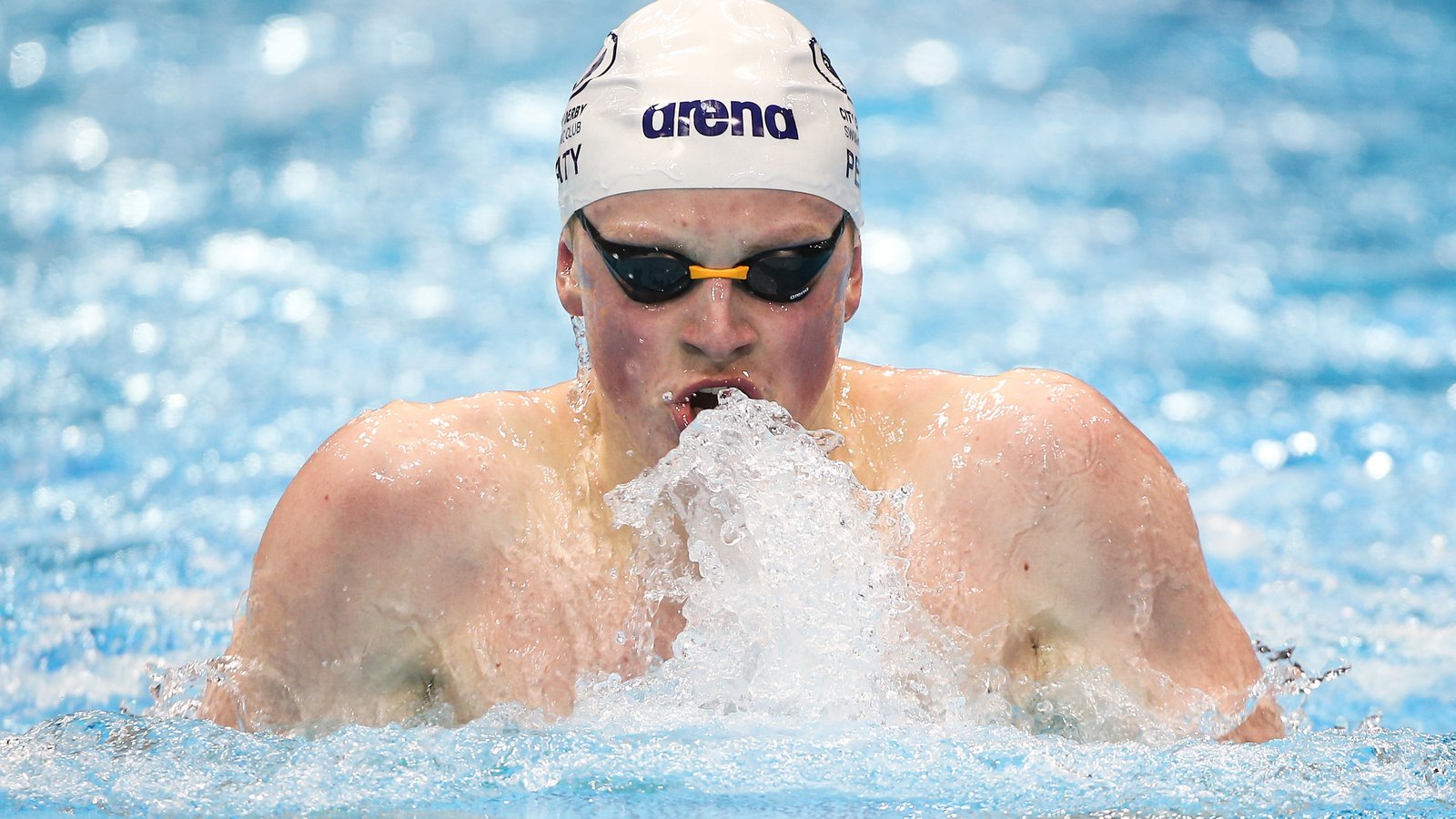 Peaty powers to victory on day one | Aquatics GB