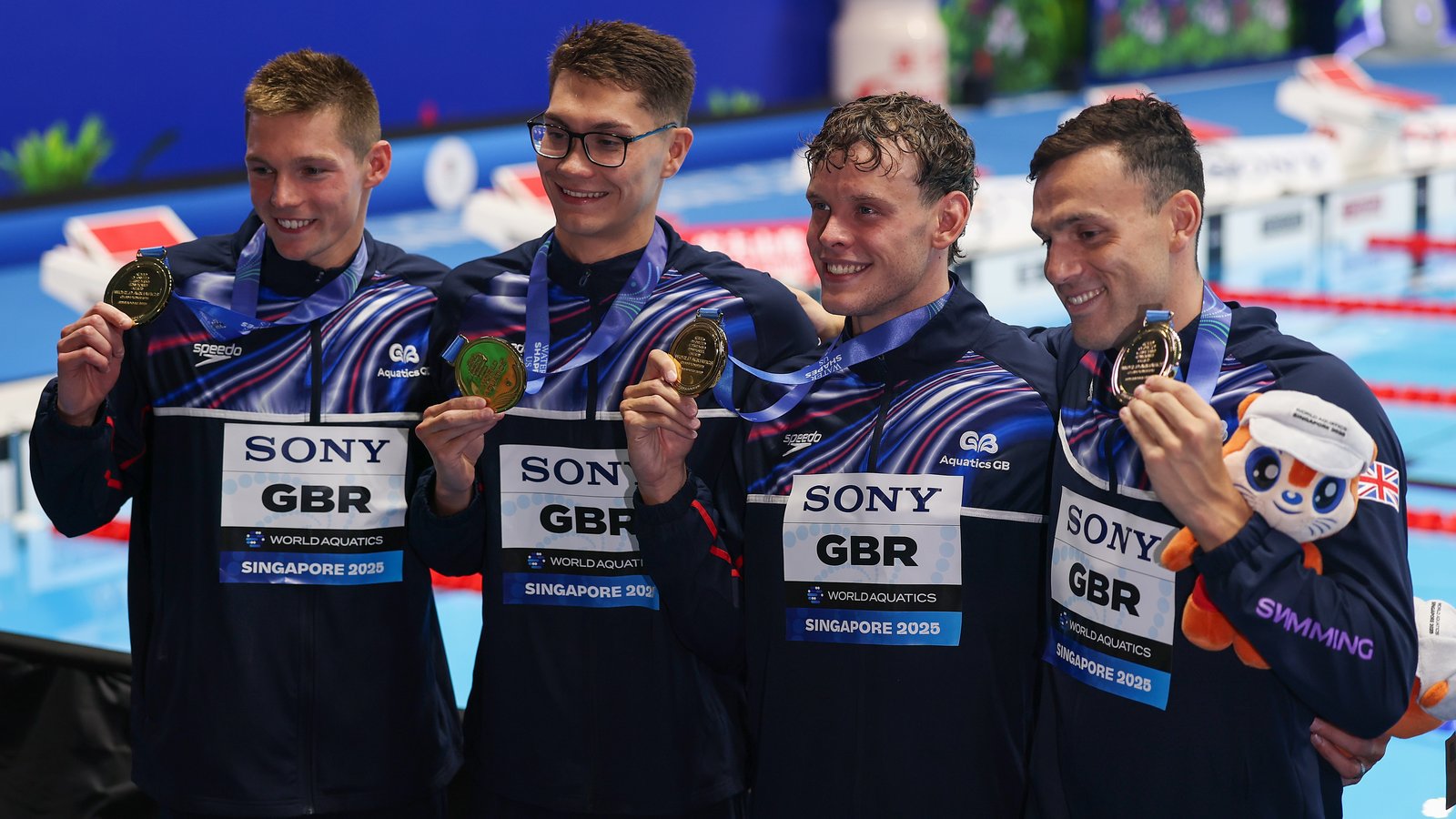 Relay thriller delivers gold in the pool | Swimming News | Aquatics GB