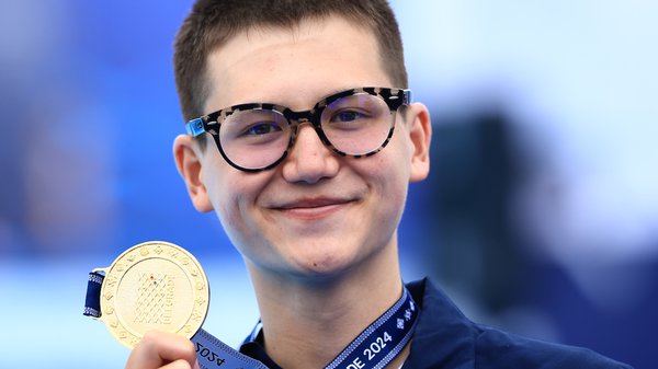 Tomblin's title highlights historic European Champs for Aquatics GB ...