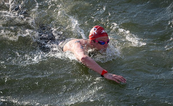 Pardoe and Robinson deliver strong marathon swims in Paris | Swimming ...