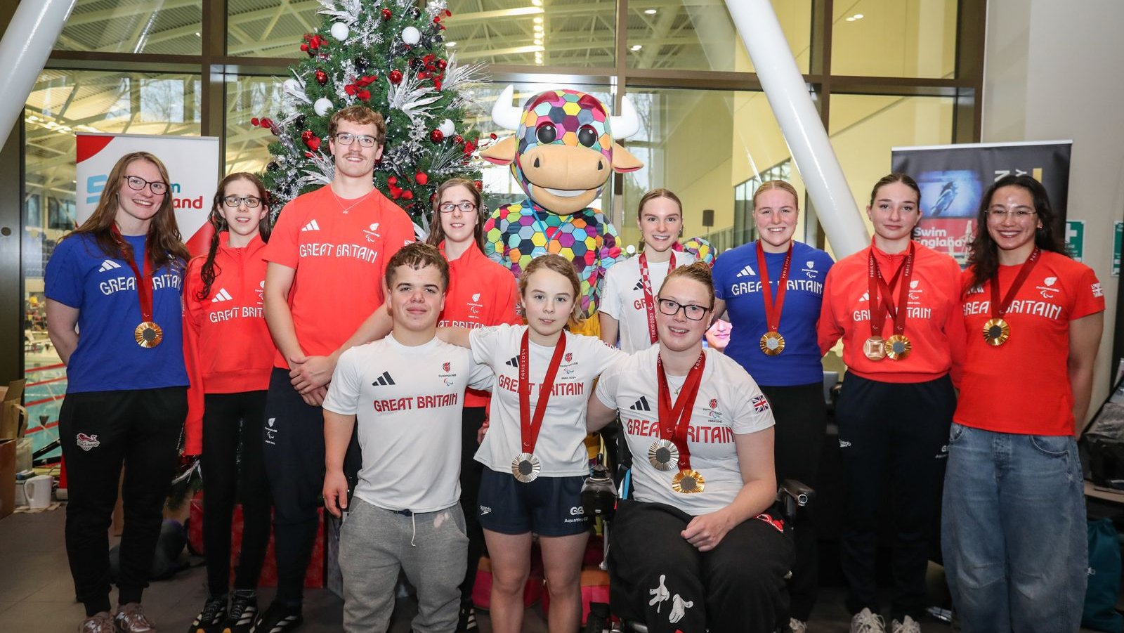 Paralympians join a new generation at Para-Swimming Winter Meet | Para ...