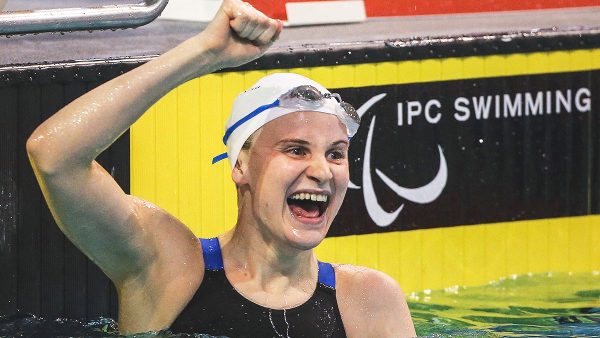 Double gold and a world record for Slater | Aquatics GB